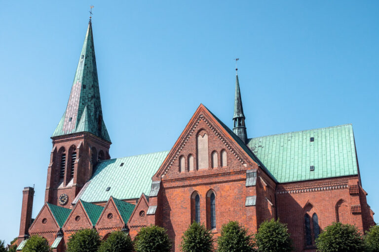 Büsum Travel Guide: 10 Best Things To Do & See by the Wadden Sea ...