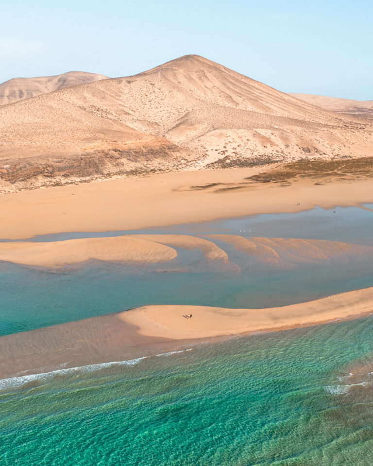 Sotavento Beach in Fuerteventura: A Travel Guide To Visit the Beautiful ...
