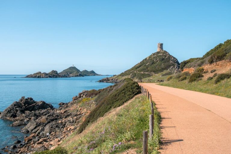 How to Visit Pointe de la Parata & The Iles Sanguinaires Viewpoint ...