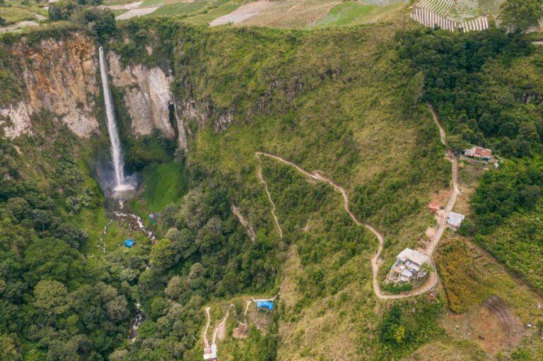 Sipiso Piso Waterfall Travel Guide: How to Visit & What To Expect ...